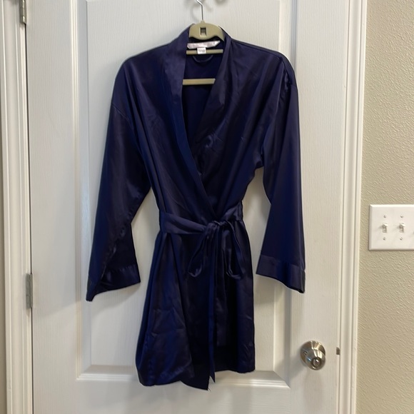Victoria's Secret | Intimates & Sleepwear | Victorias Secret Robe ...